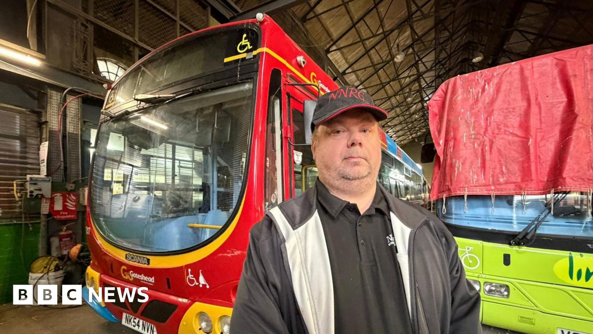 Houghton-le-Spring bus charity at risk of folding after base loss - BBC News