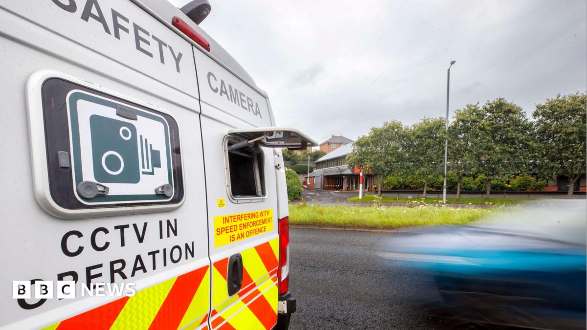 Two Bradford men fined for obstructing speed camera operator - BBC News