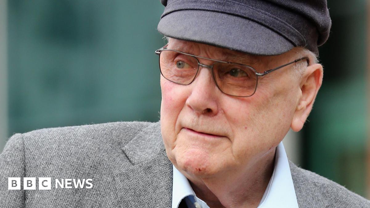 Kenneth Cope: Randall and Hopkirk and Coronation Street star dies - BBC ...