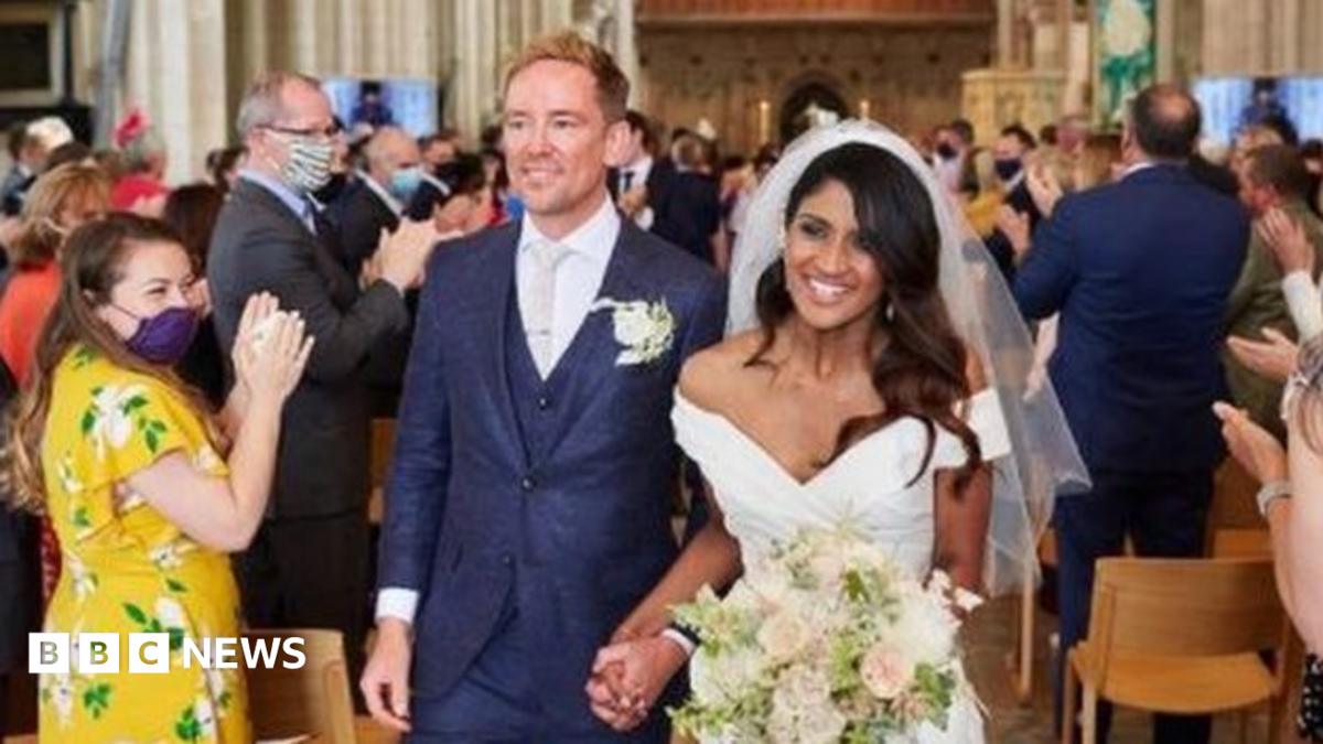Simon Thomas kept fiancee private after sharing 'so much' - BBC News