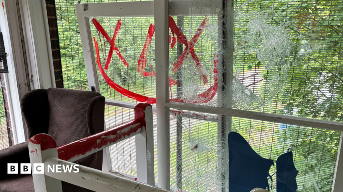 Volunteers heartbroken after Shropshire signal box vandalised - BBC News