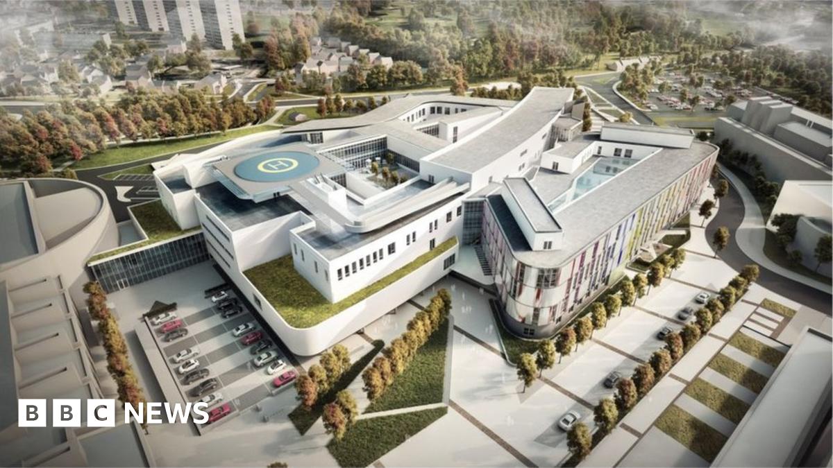 Thousands of building snags found at unusable hospital - BBC News