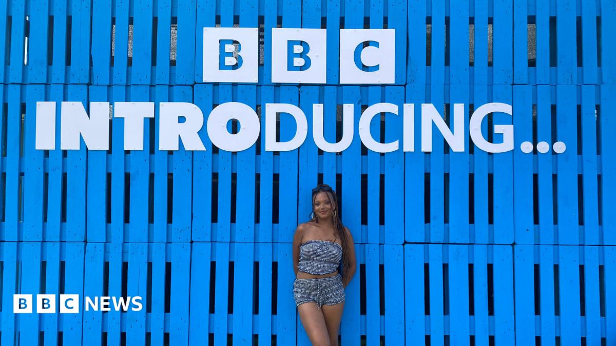 BBC Introducing acts "so excited" to play Glastonbury - BBC News