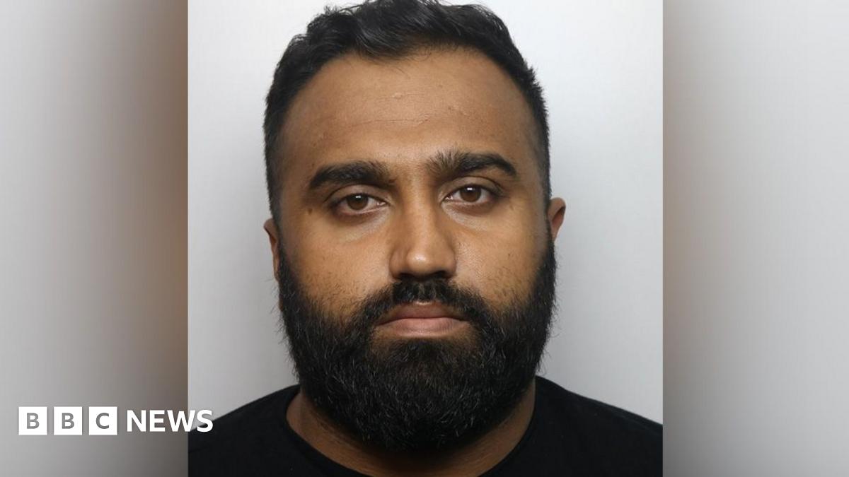 Slough man Usman Hanif jailed after single-punch killing in pub - BBC News