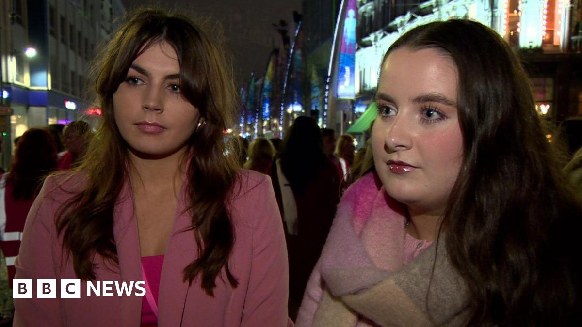 VAWG: Students march for women's safety at Belfast City Hall - BBC News