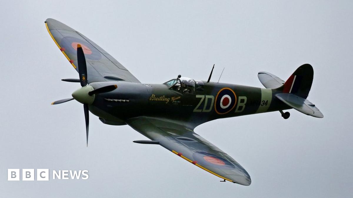 Pain and pleasure of the Spitfire Club - BBC News
