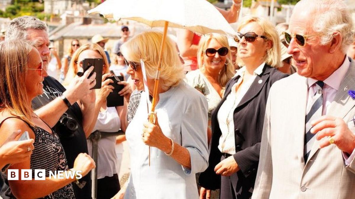 Duke and Duchess of Cornwall in three-day South West tour - BBC News