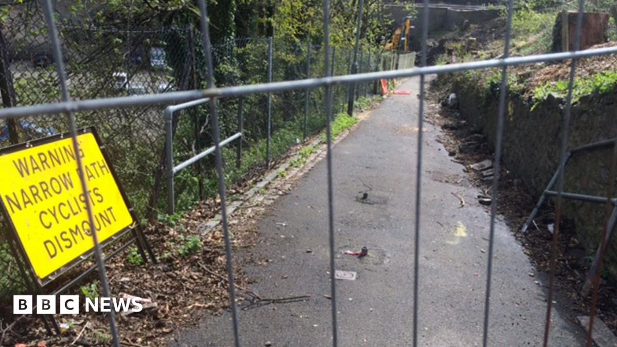 Aberdeen councillors to discuss controversial cycle path work - BBC News