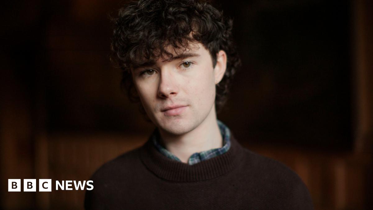 Monaghan pianist says chart success has turned life upside down - BBC News