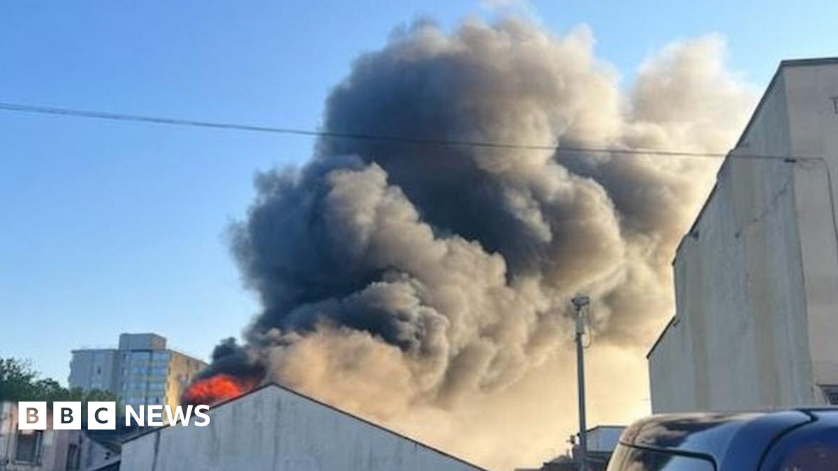 Bristol building fire may have been started deliberately - BBC News