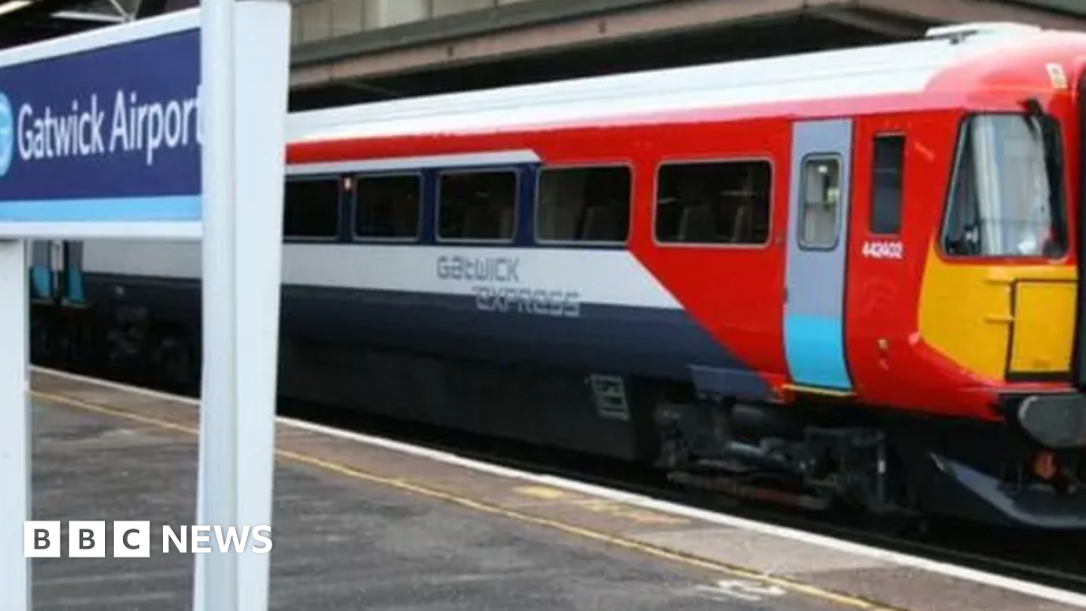 Gatwick Express: Services cancelled and other routes disrupted - BBC News