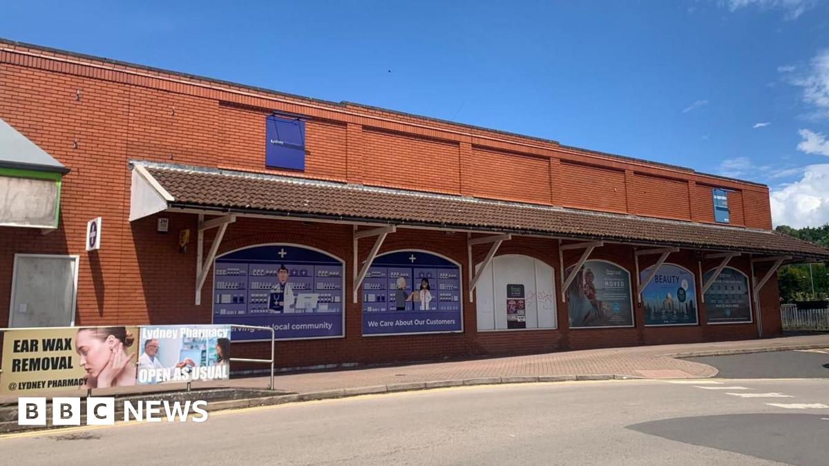 Concerns over the redevelopment of 'eyesore' building in Lydney - BBC News