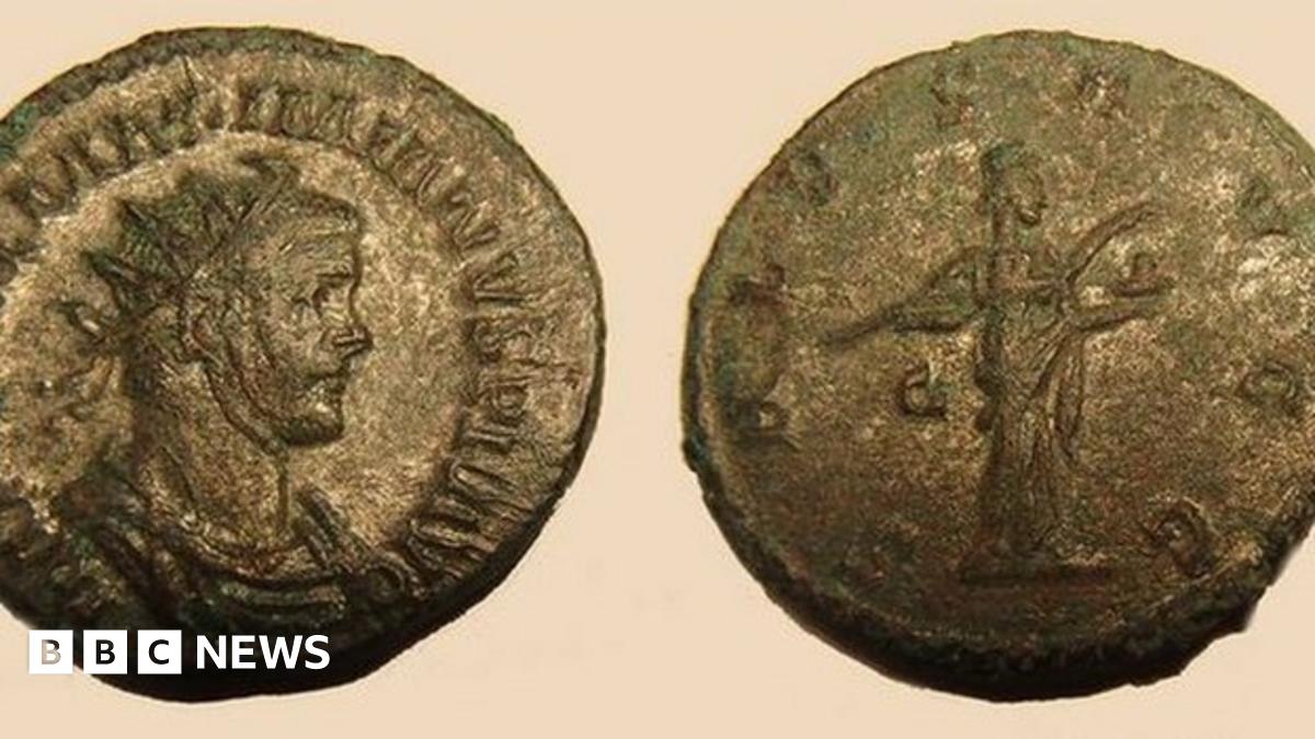 Leominster Roman coin hoard found by Herefordshire metal detector pair ...