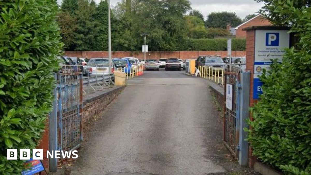 Wigan: Arrest after car park construction site death - BBC News