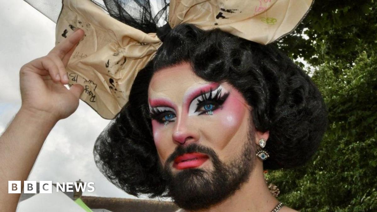 Ely Pride celebration attracts thousands of visitors - BBC News