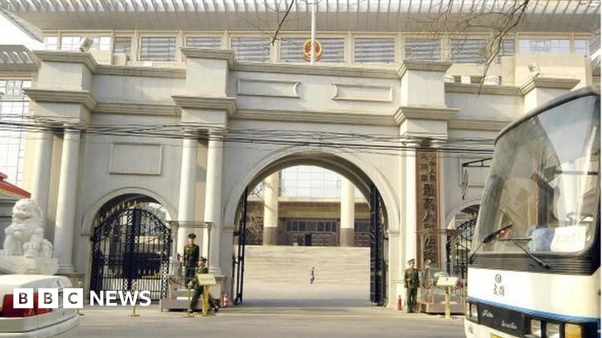 Rule of law in China, a country which locks up its lawyers - BBC News