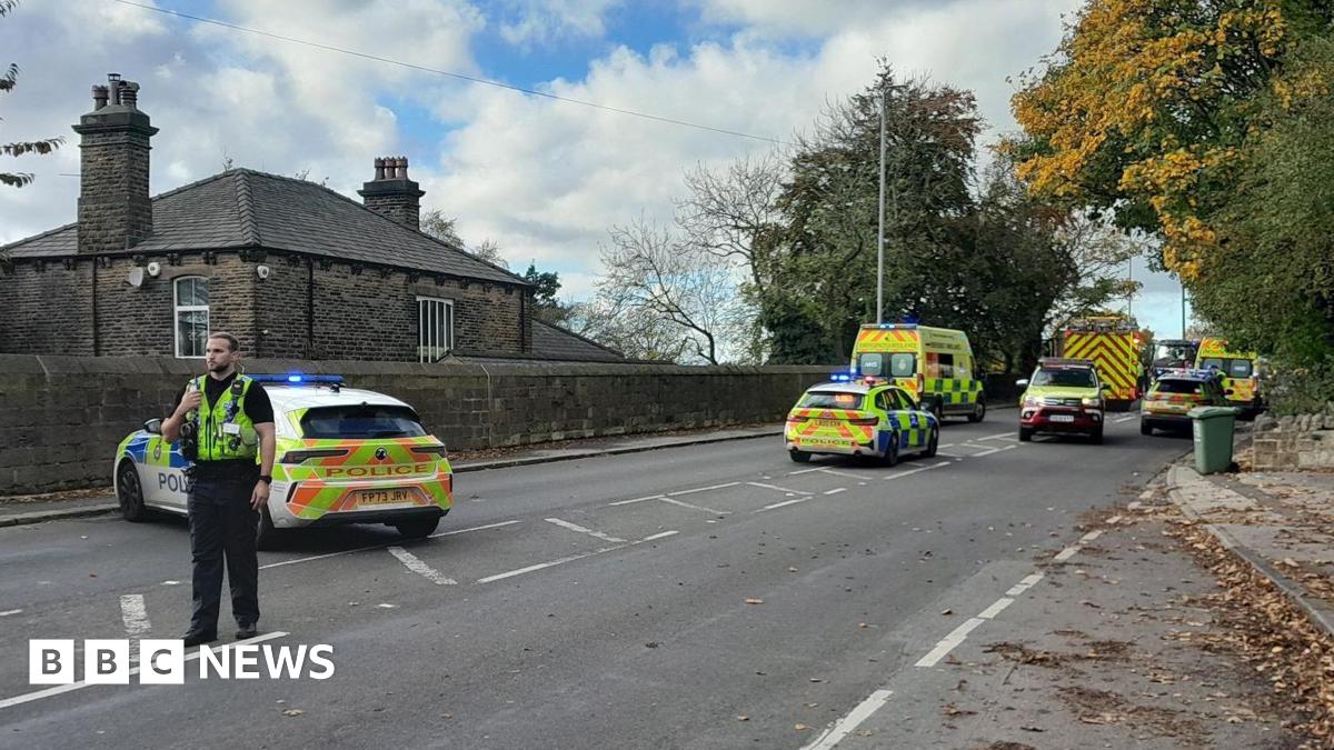 Woman, 82, in critical condition after Horsforth crash - BBC News