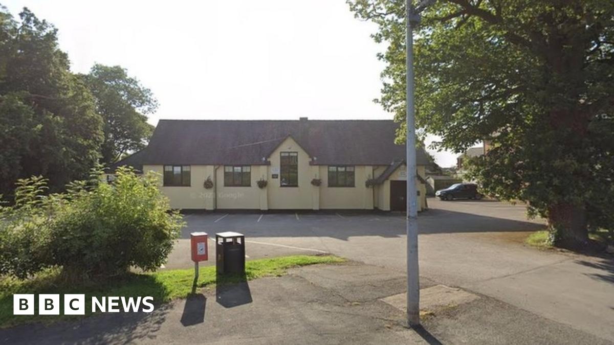 Man, 74, died of head injury after Sychdyn car collision - BBC News