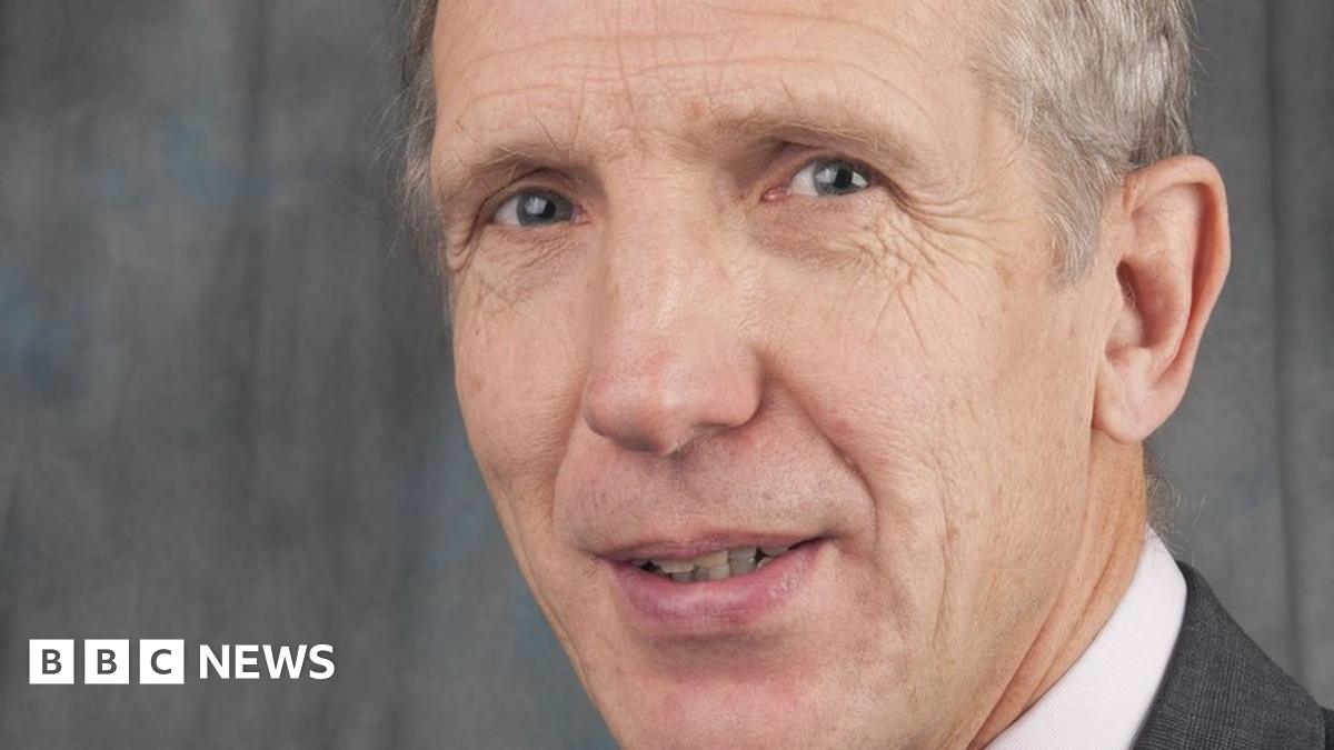 Graeme Perks: Surgeon attempted murder trial jury discharged - BBC News