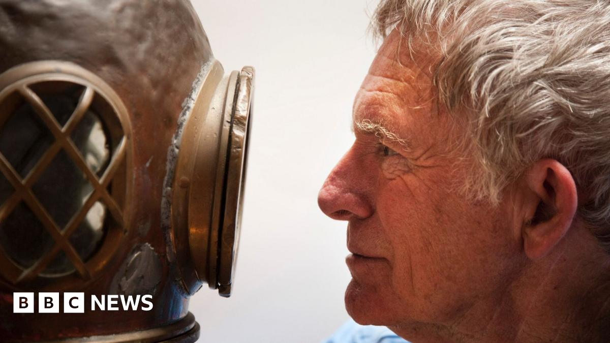 Don Walsh: The man who made the deepest ever dive - BBC News