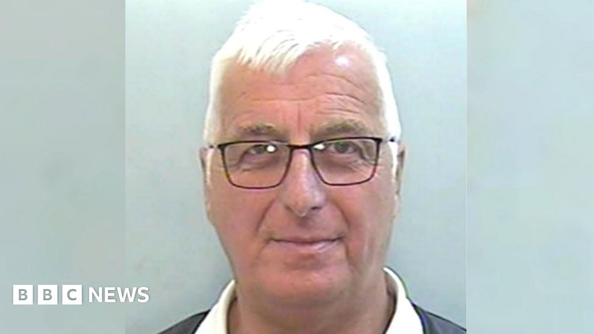 Stephen Capper jailed over 2003 sexual assault of teenager - BBC News