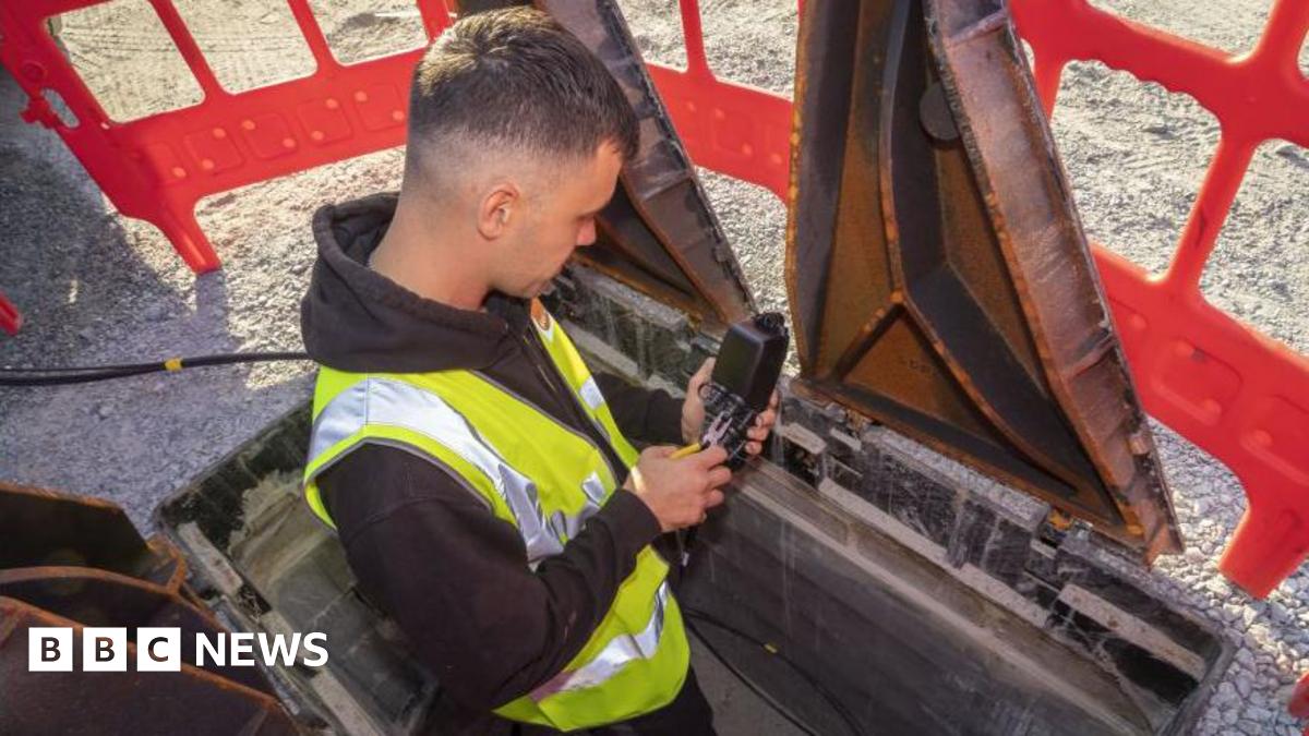 Fibre project reaches 'major milestone' - BBC News