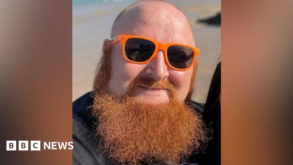 Warwickshire man says Viking support group boosts mental health - BBC News