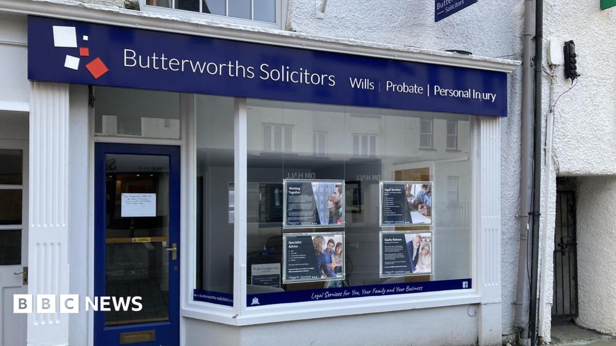 Home buyers and sellers 'uncertain' after solicitors shut doors - BBC News
