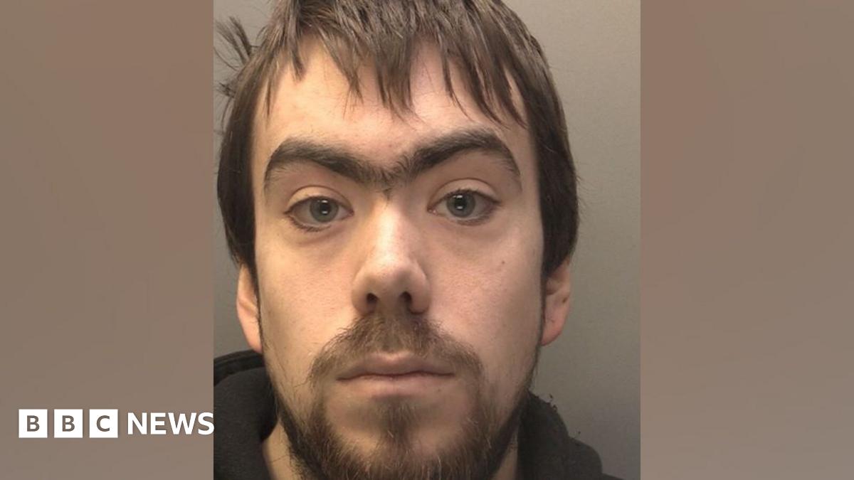 Wirral man jailed for sexually assaulting and photographing girl - BBC News