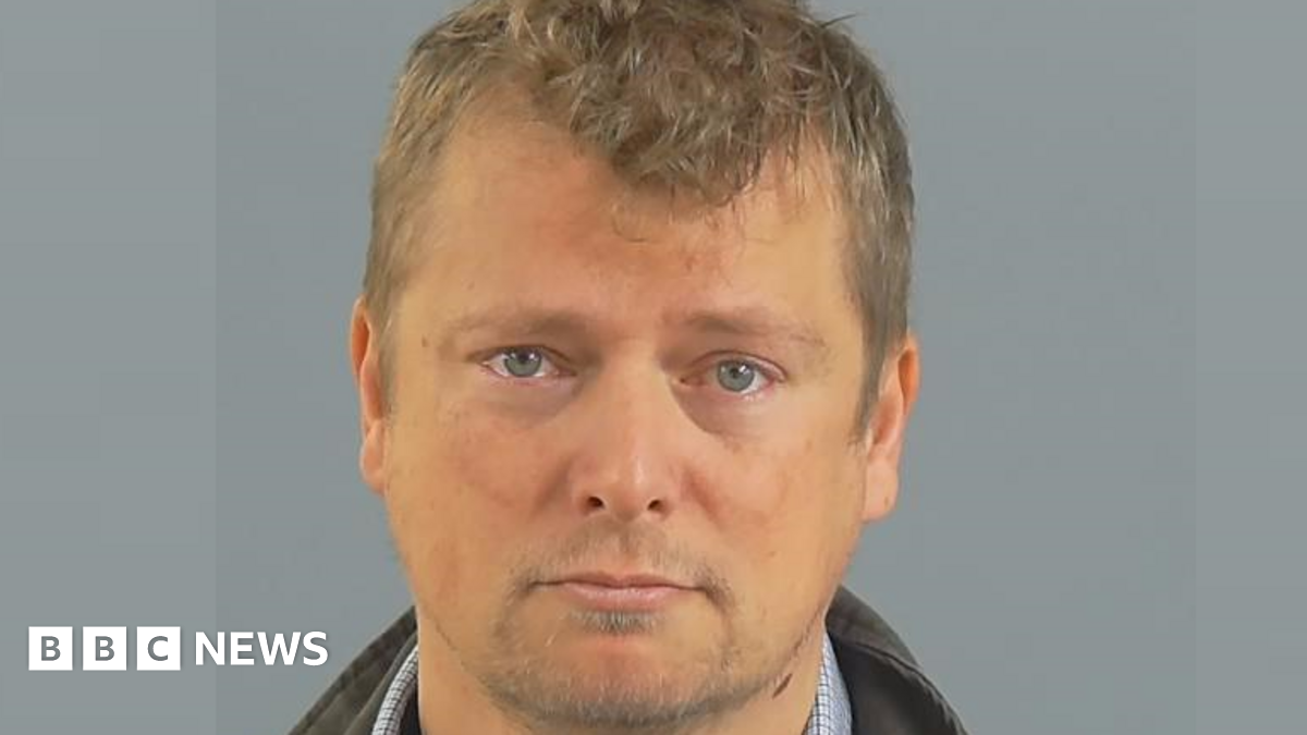 Former teacher at St Anne's School, Southampton jailed for sex offences ...