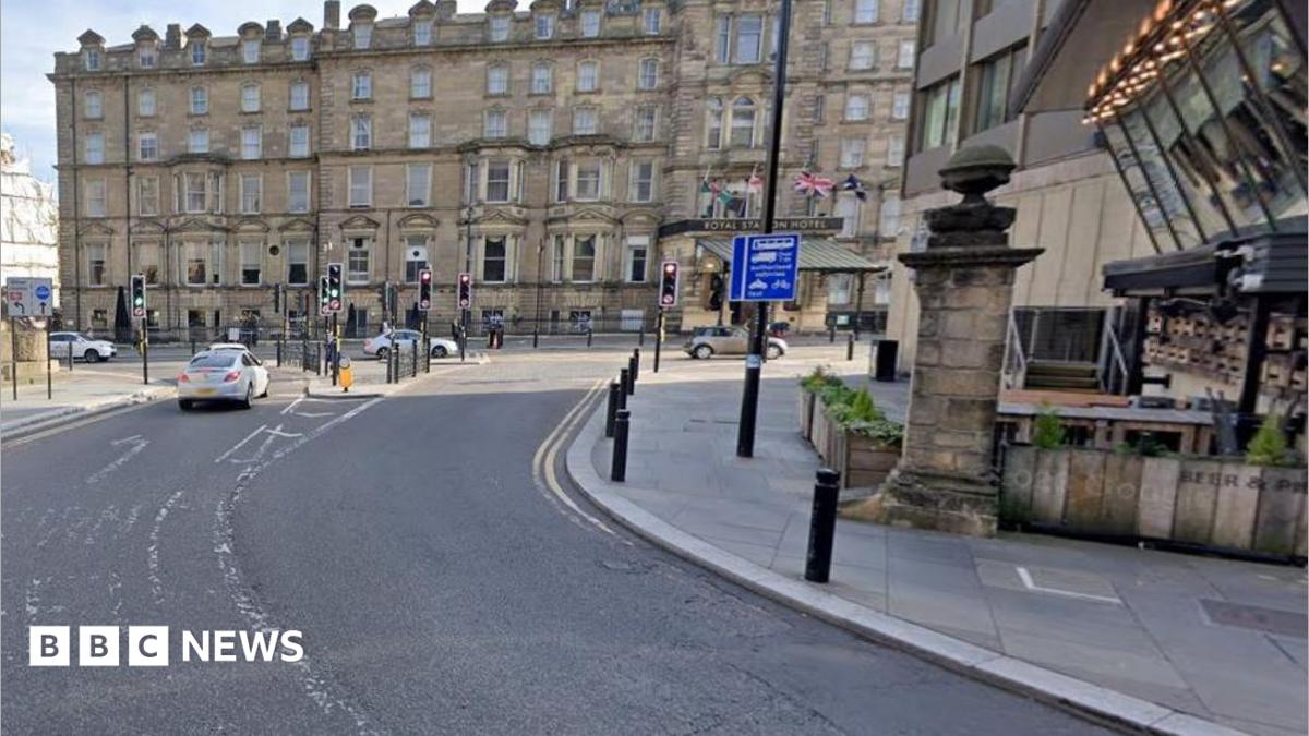 Newcastle bus lane cameras issue thousands of fines - BBC News