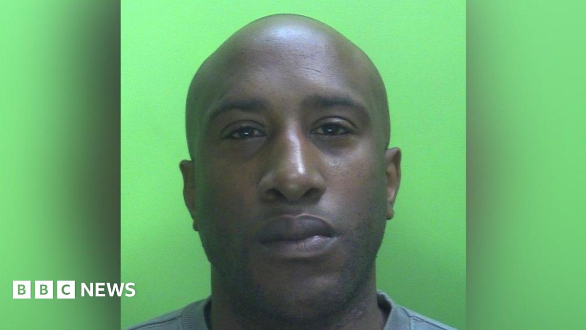 Decoded phone messages led police to Nottingham drug dealer - BBC News