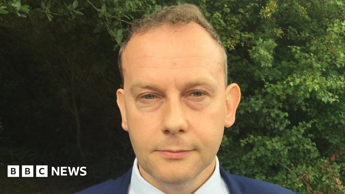 Ex-UKIP Senedd leader Gareth Bennett joins anti-devolution party - BBC News