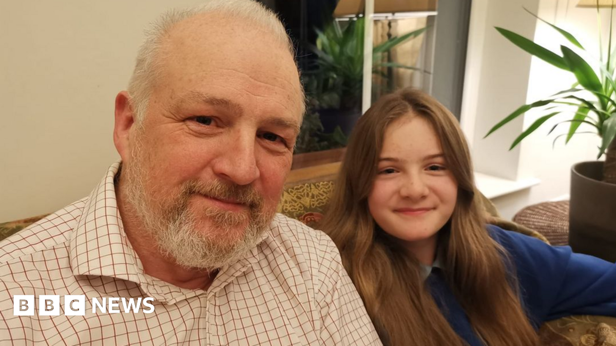 Transfer tests: Some P7 pupils get results a day early - BBC News