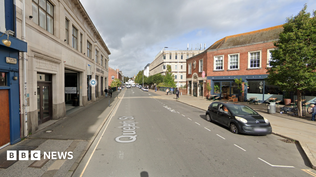 Devon teenager arrested after bottle attack in Exeter - BBC News