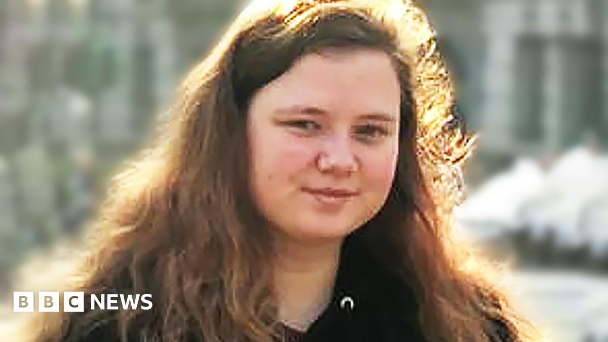 Leah Croucher: Forensics in teen murder case could take weeks - BBC News