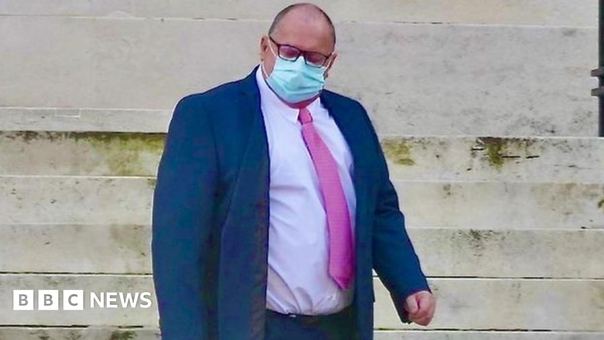 Cardiff train fall: Conductor 'followed right procedures' - BBC News