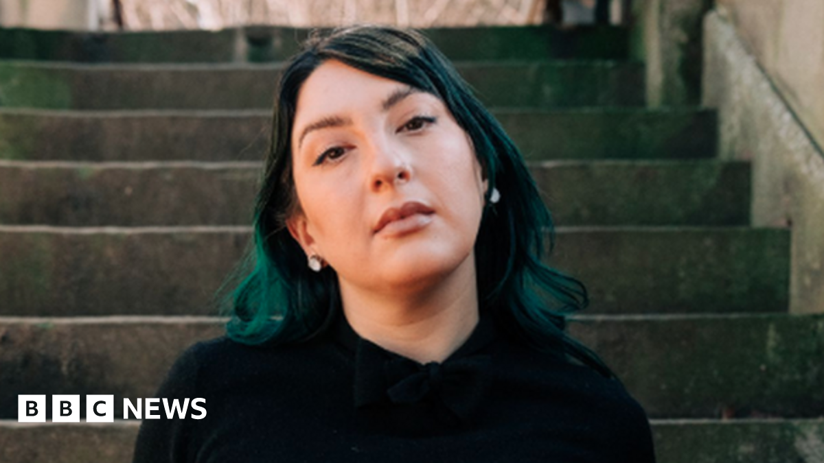 Cost of living: ‘I have to ration my ADHD medication’ - BBC News