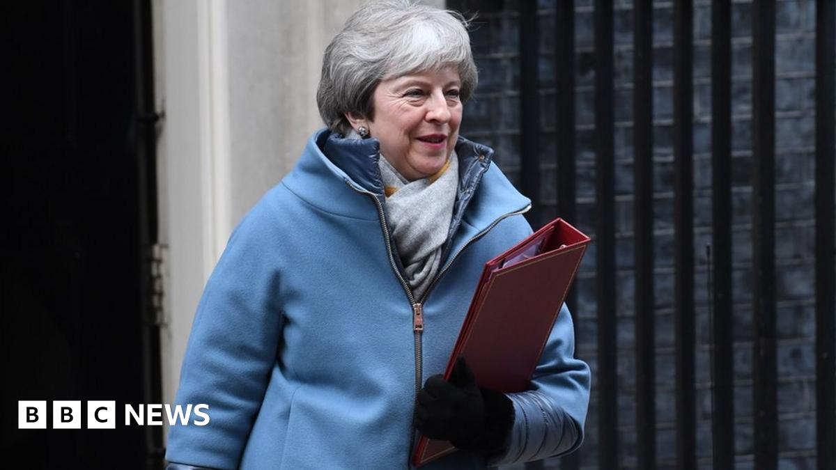 Newspaper headlines: May bids to woo Tories before Brexit debate - BBC News