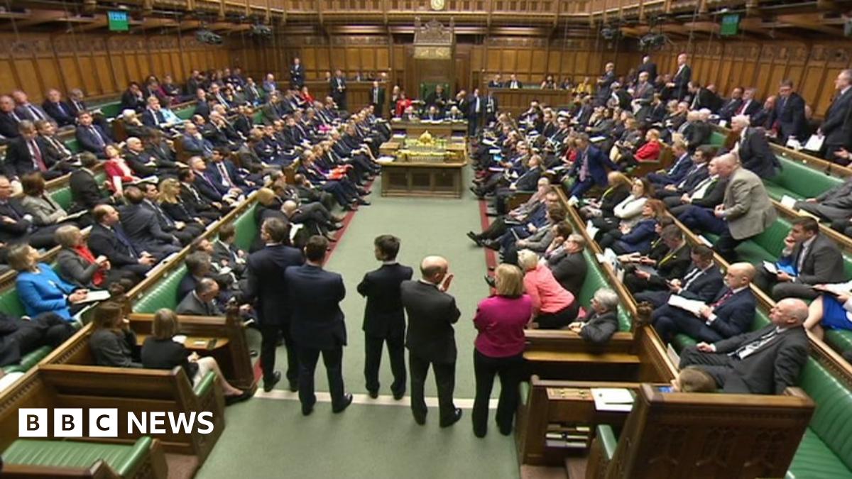 London attack: Defiant MPs return to business - BBC News