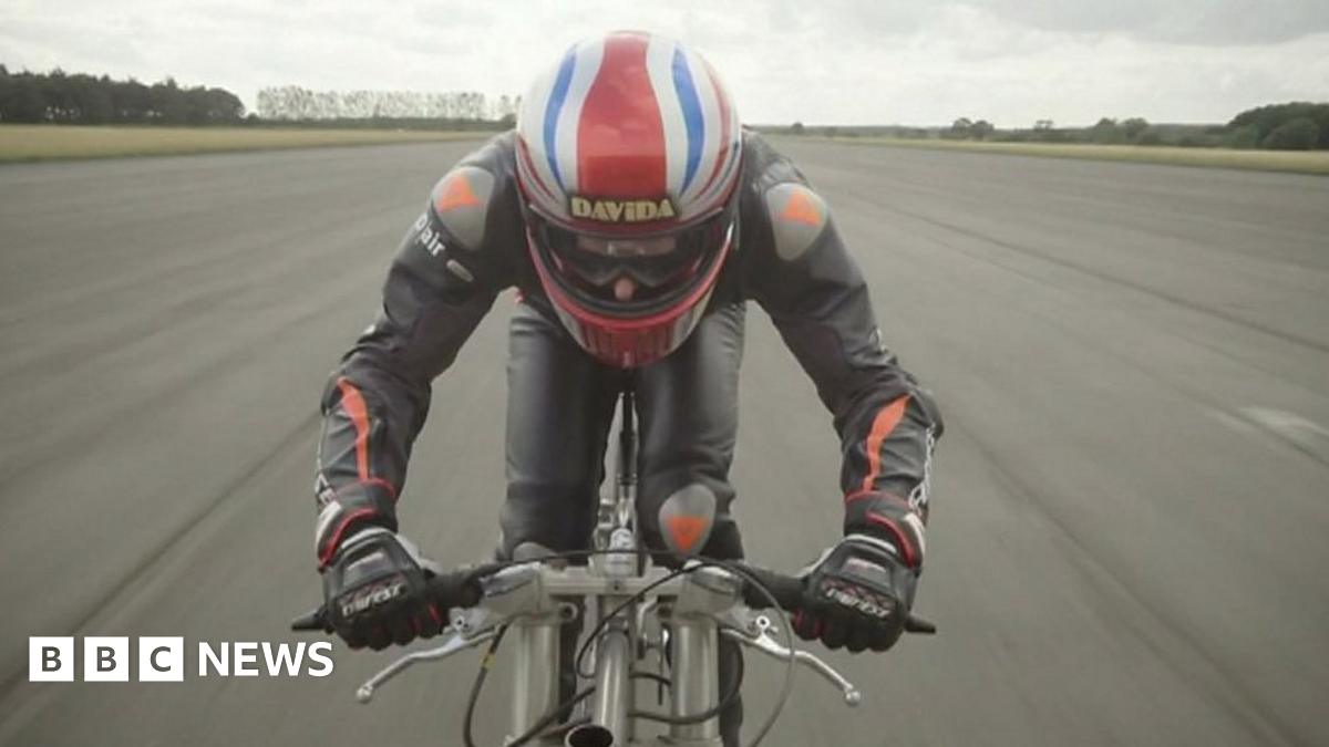 Cyclist Neil Campbell has 174mph Guinness World Record confirmed - BBC News