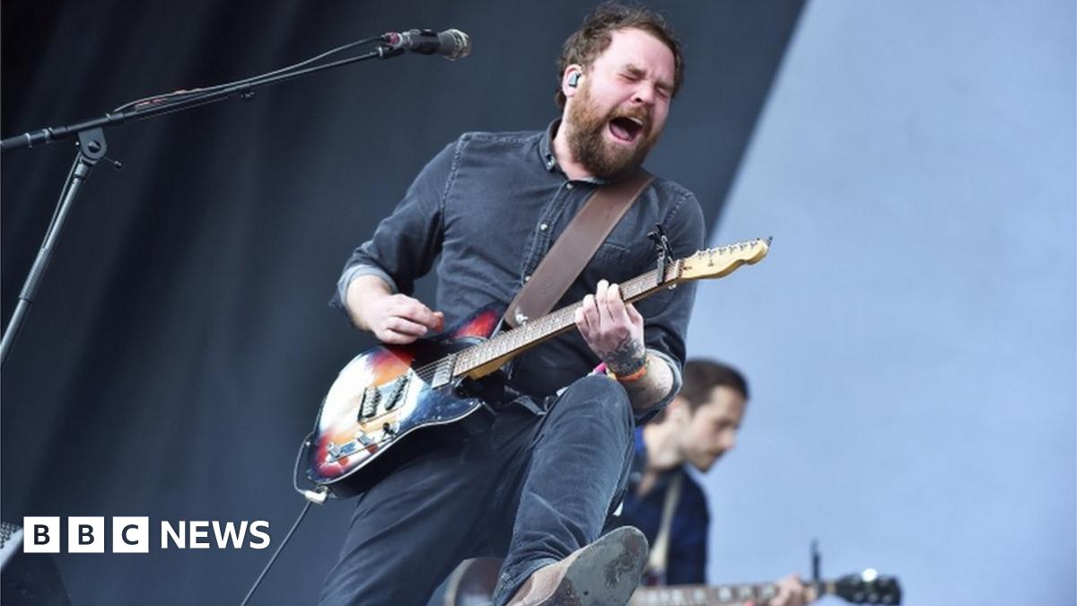 Body confirmed as missing Frightened Rabbit singer - BBC News
