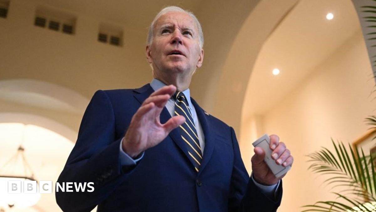 US midterms: Democrats retain control of Senate after key Nevada victory - BBC News