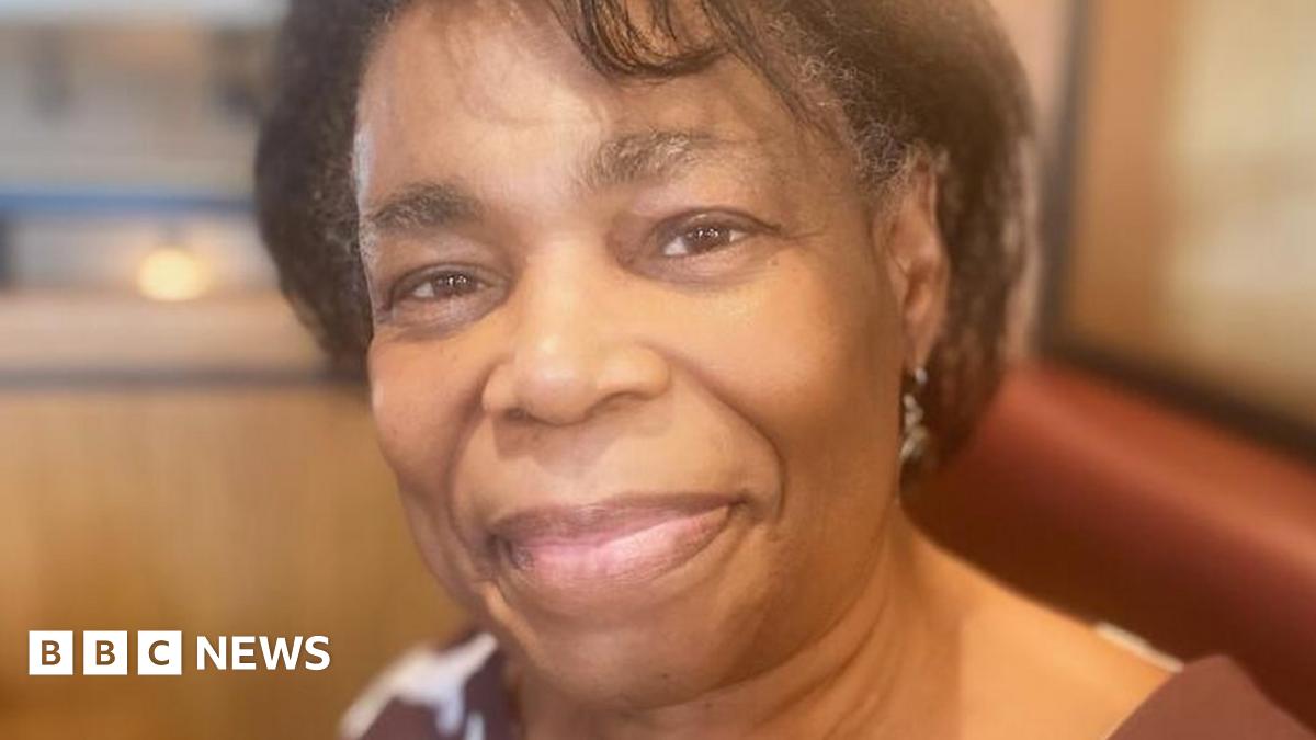 NHS child gender identity clinic whistleblower wins tribunal - BBC News