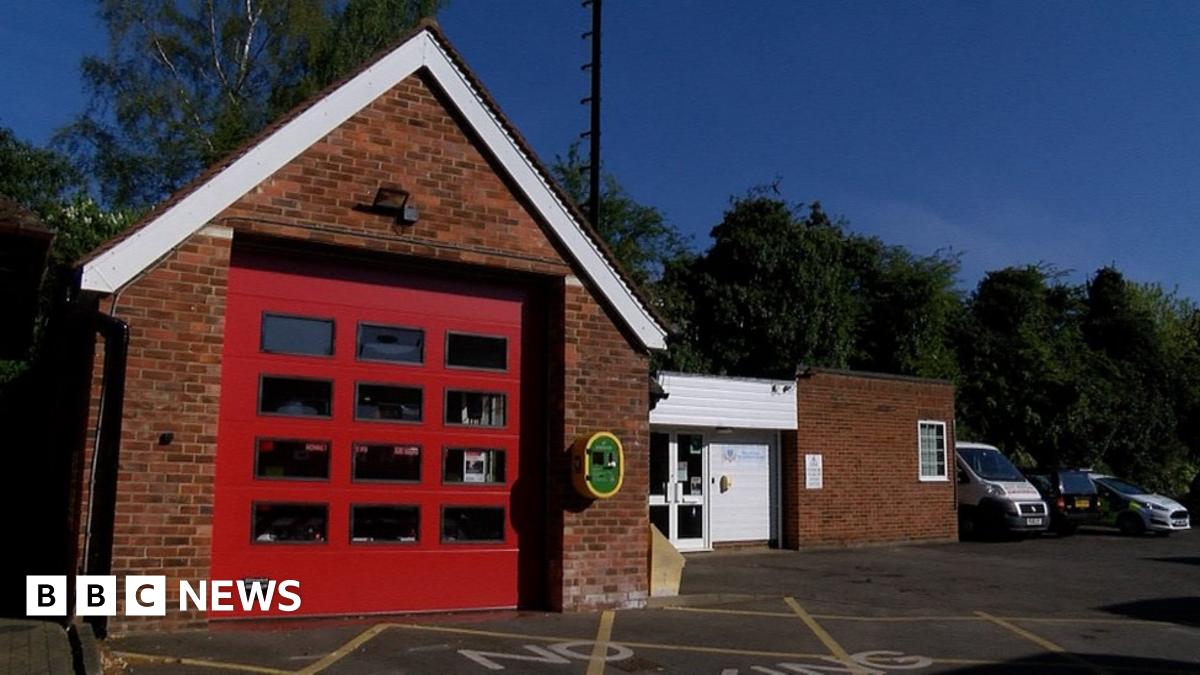 Pangbourne fire station to close - BBC News