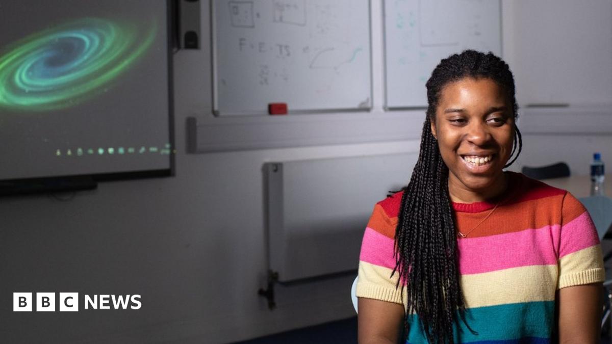 Fund to boost female and black physicist numbers - BBC News