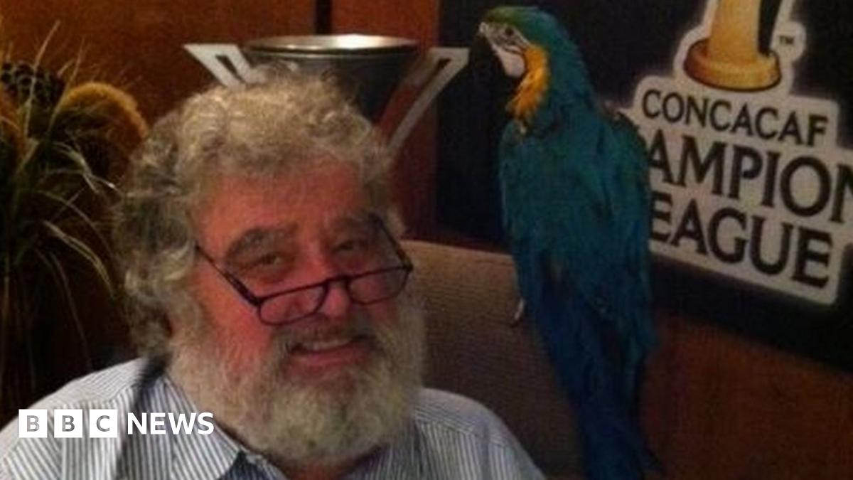 Chuck Blazer: Life of ex-Fifa official turned whistleblower - BBC News