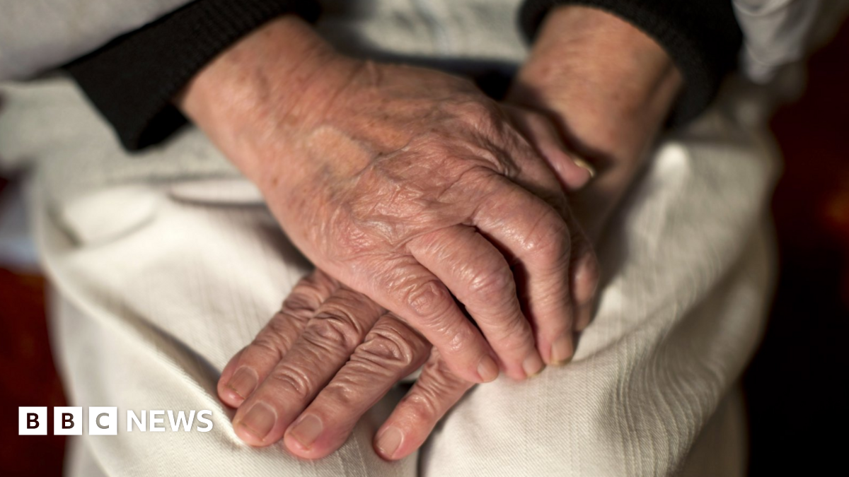 Expert's concerns over Jersey assisted dying plans - BBC News