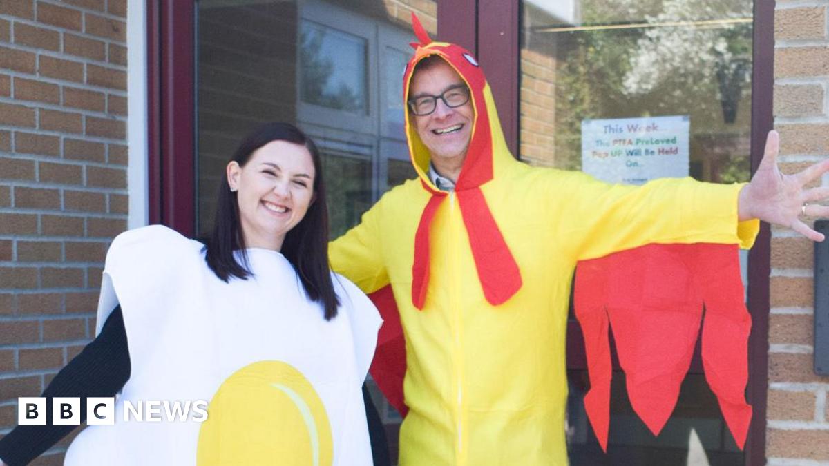 Alvaston head teacher's hen-durance charity challenge for pupils - BBC News