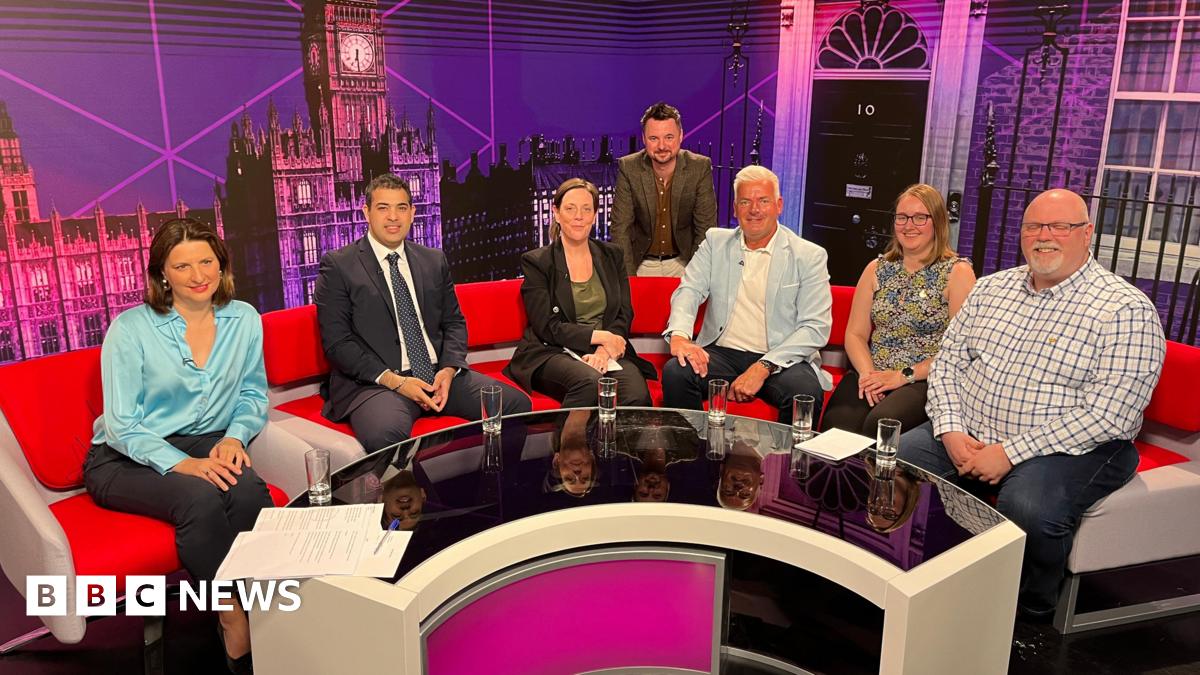 Football, Gaza and charisma: Key takeaways from election debate - BBC News